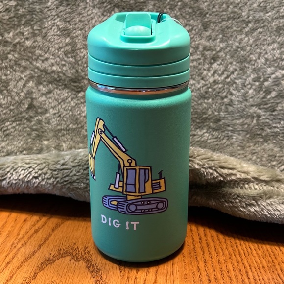 Life Is Good | Accessories | Nwt 4 Oz Life Is Good Dig It Water Bottle ...